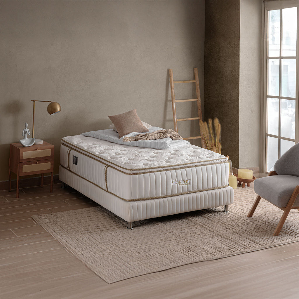 Colchón Doble Silenzio Deluxe Pillow Top (Garantia 25 Años) – Muebles Jamar